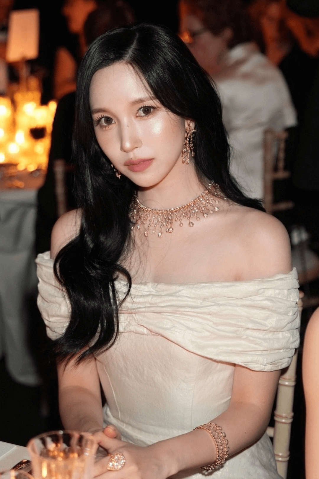 Mina x Madame Figaro - MAGMOE