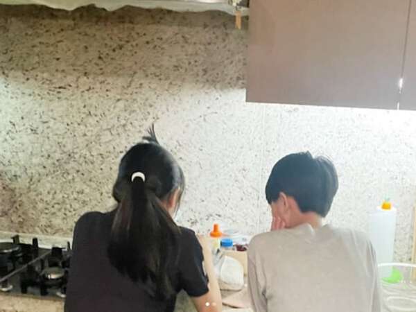 「麻央さん譲りですね」市川團十郎、娘＆息子の仲良しショットを公開！ 「出来上がりが楽しみですね」 - au Webポータル - MAGMOE