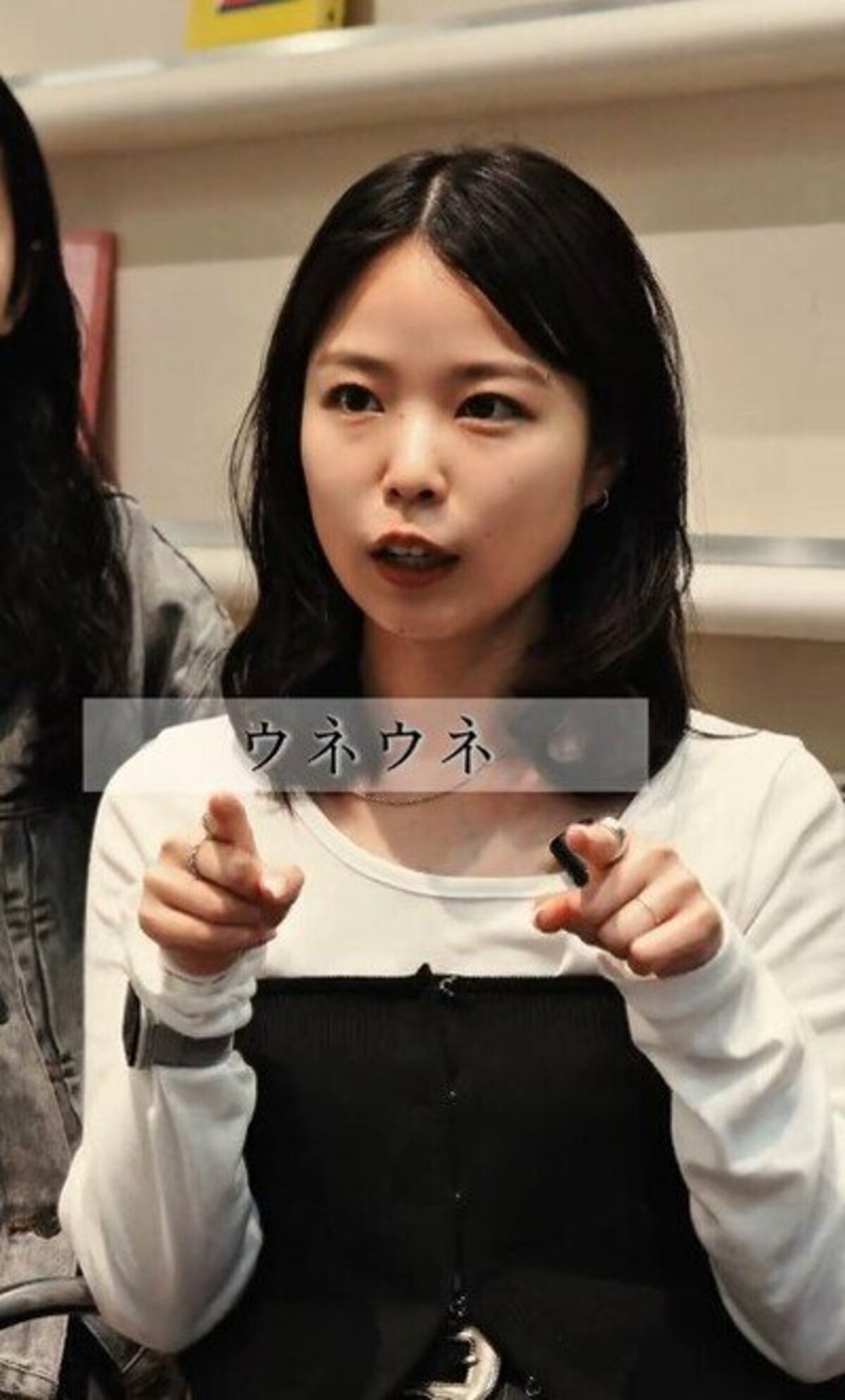 【清楚→個性派】パーマをかけたい女性 うねうねボブスタイルを目指した結果に注目 カジュアルスタイルが好きな方は必見です！ | LIMO | くらしとお金の経済メディア - MAGMOE