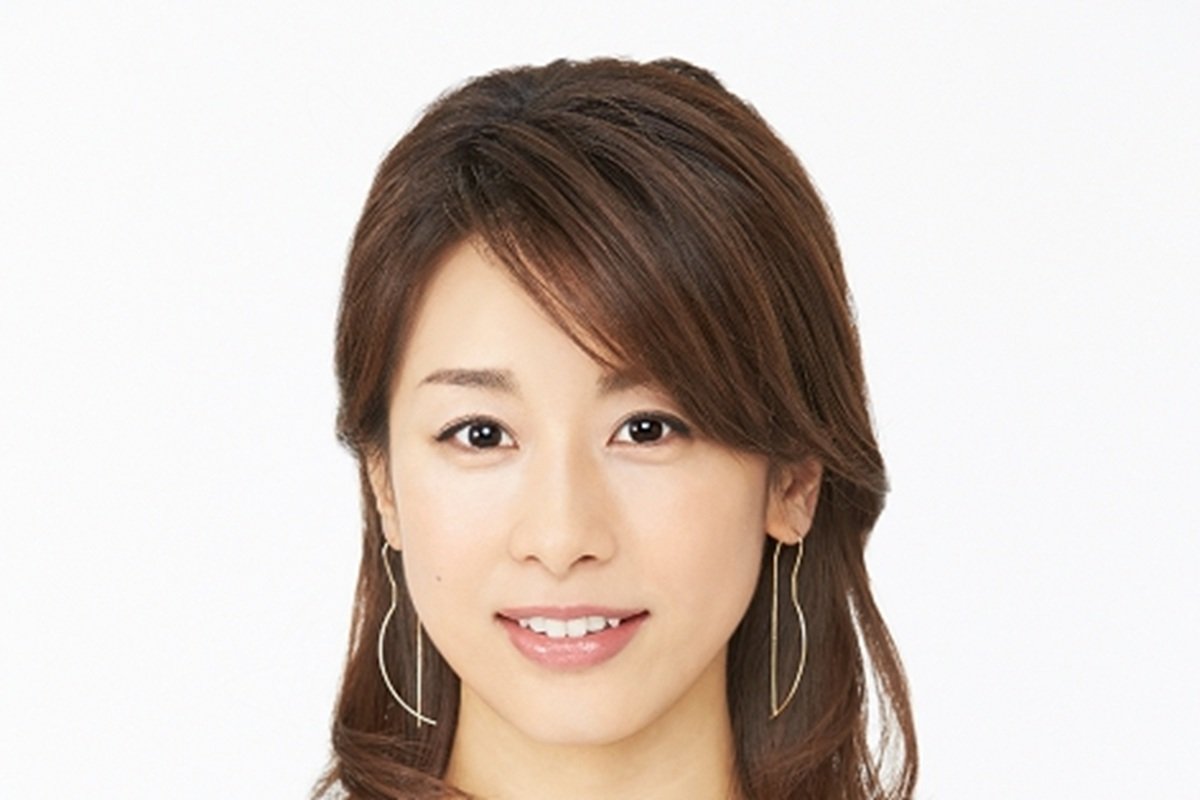 40歳・加藤綾子 ノースリーブセットアップの全身ショットが反響「神スタイル」「脚長ーいっ」「最上級に美しい」 テレビ業界の現状についても解説 | LIMO - MAGMOE