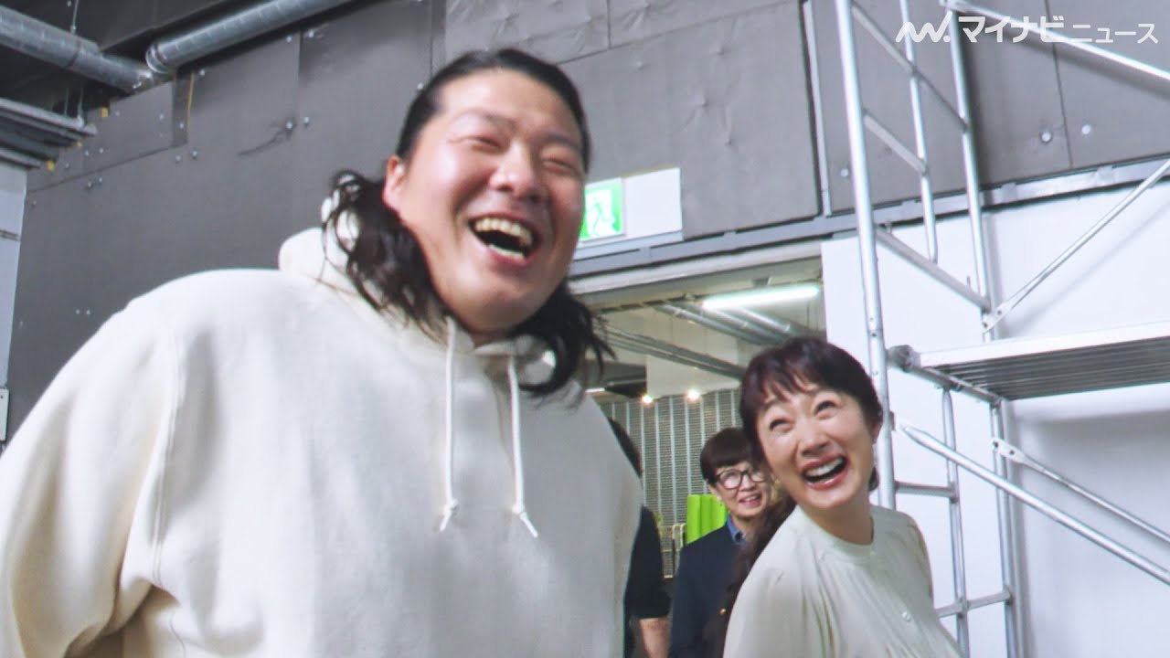 一ノ瀬ワタル＆余貴美子、『サンクチュアリ -聖域-』と雰囲気ガラリの“親子共演”「照れくさい」撮影の裏側 【リ・バース60】新CM＆メイキング映像公開 - MAGMOE