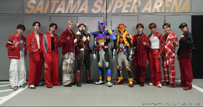 FANTASTICS、単独ライブに“仮面ライダーガウ”サプライズ登場 ダンスでコラボ「ワクワクが止まらない」 - ORICON - MAGMOE