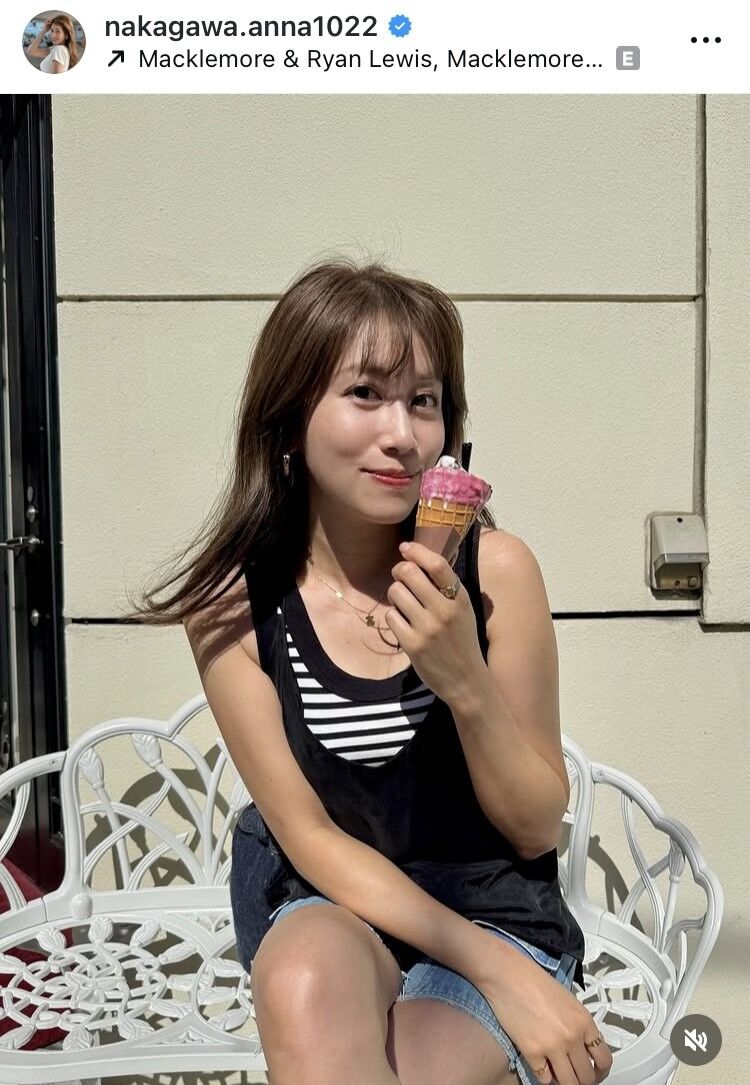 「下北沢をぶらり」中川安奈アナ、休日のショーパン姿に「惚れ惚れするスタイル」「モデルさんみたい」の声 - スポーツ報知 - MAGMOE