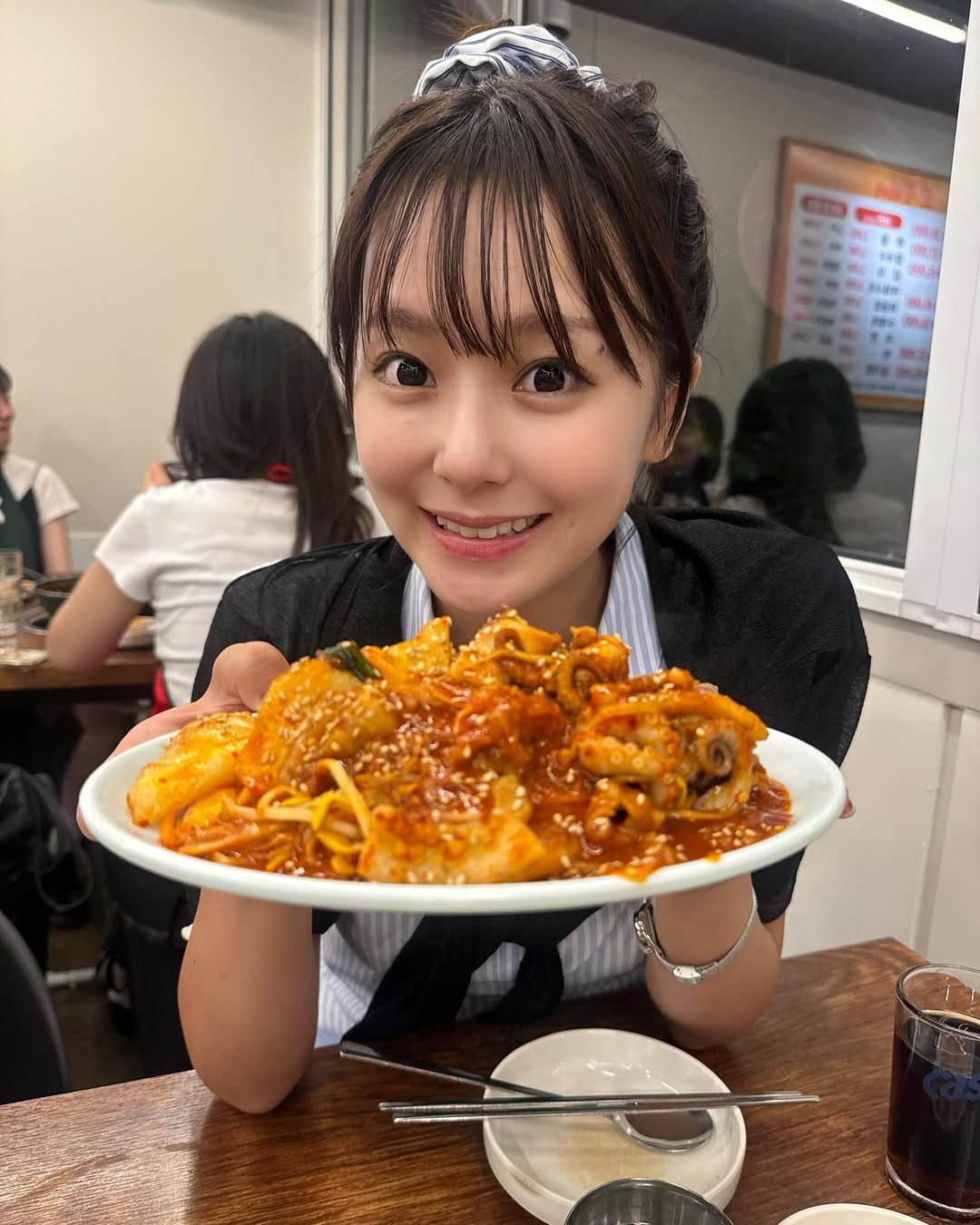 コーラー」可愛い！」タレント兼女優・古川杏、"食い倒れた"韓国旅を満喫 | 話題の投稿 | スポーツブル (スポブル) - MAGMOE