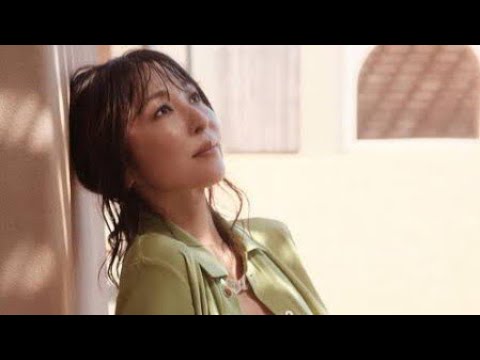 56歳かとうれいこ、27年ぶり写真集発売 30年ぶり水着姿も披露「やって後悔したい」 - MAGMOE