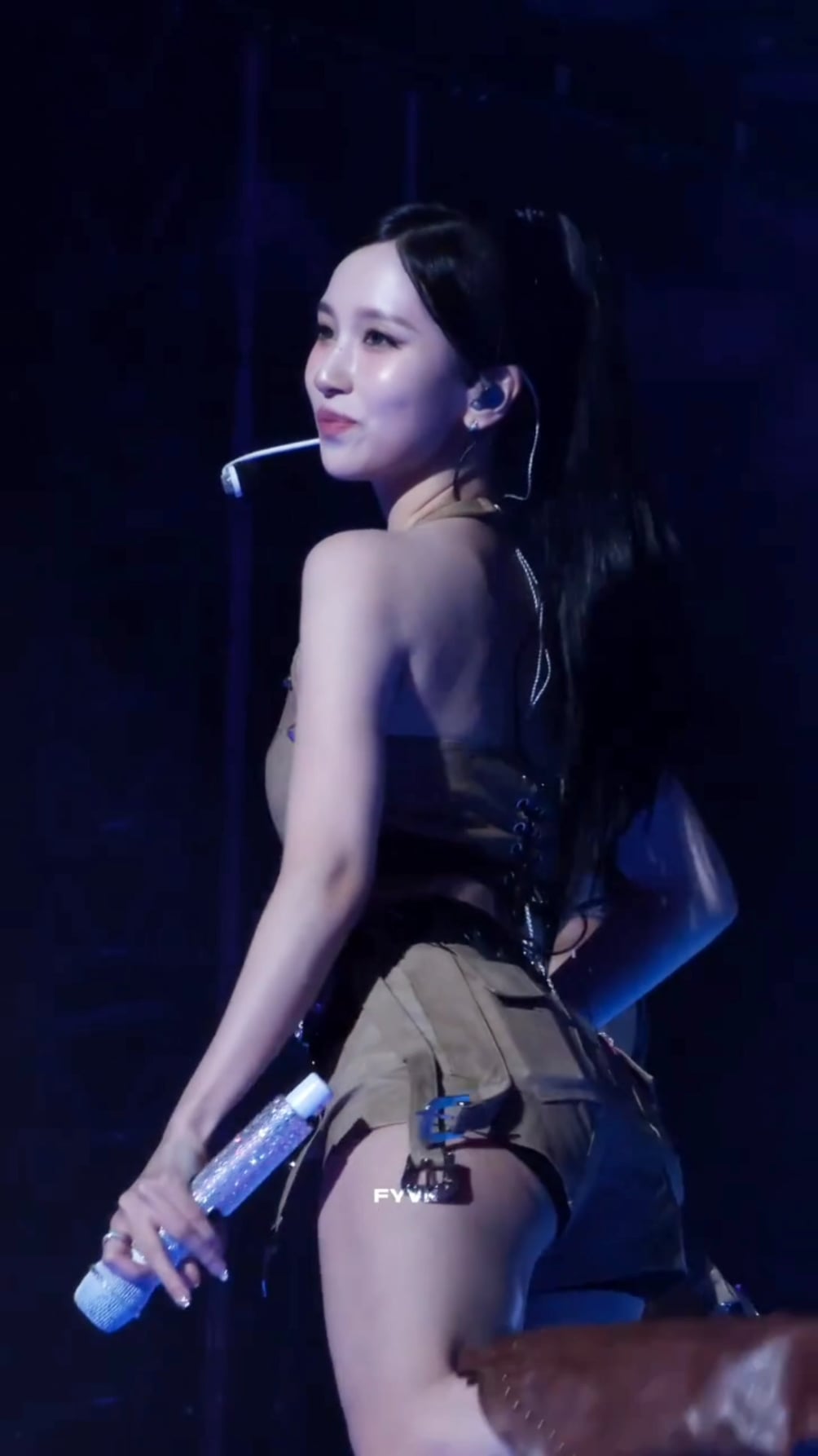 Mina looking so good - MAGMOE